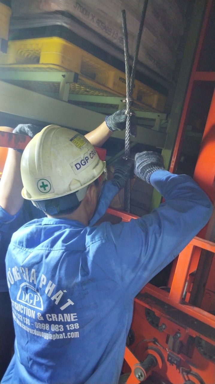 thay cáp thang máy nâng hàng - Cầu Trục, Cẩu Trục Nhà Xưởng, Cổng Trục, Palang nâng hạ